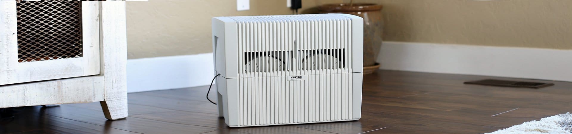 8 Best Humidifiers for Large Rooms Reviewed in Detail (Fall 2023)