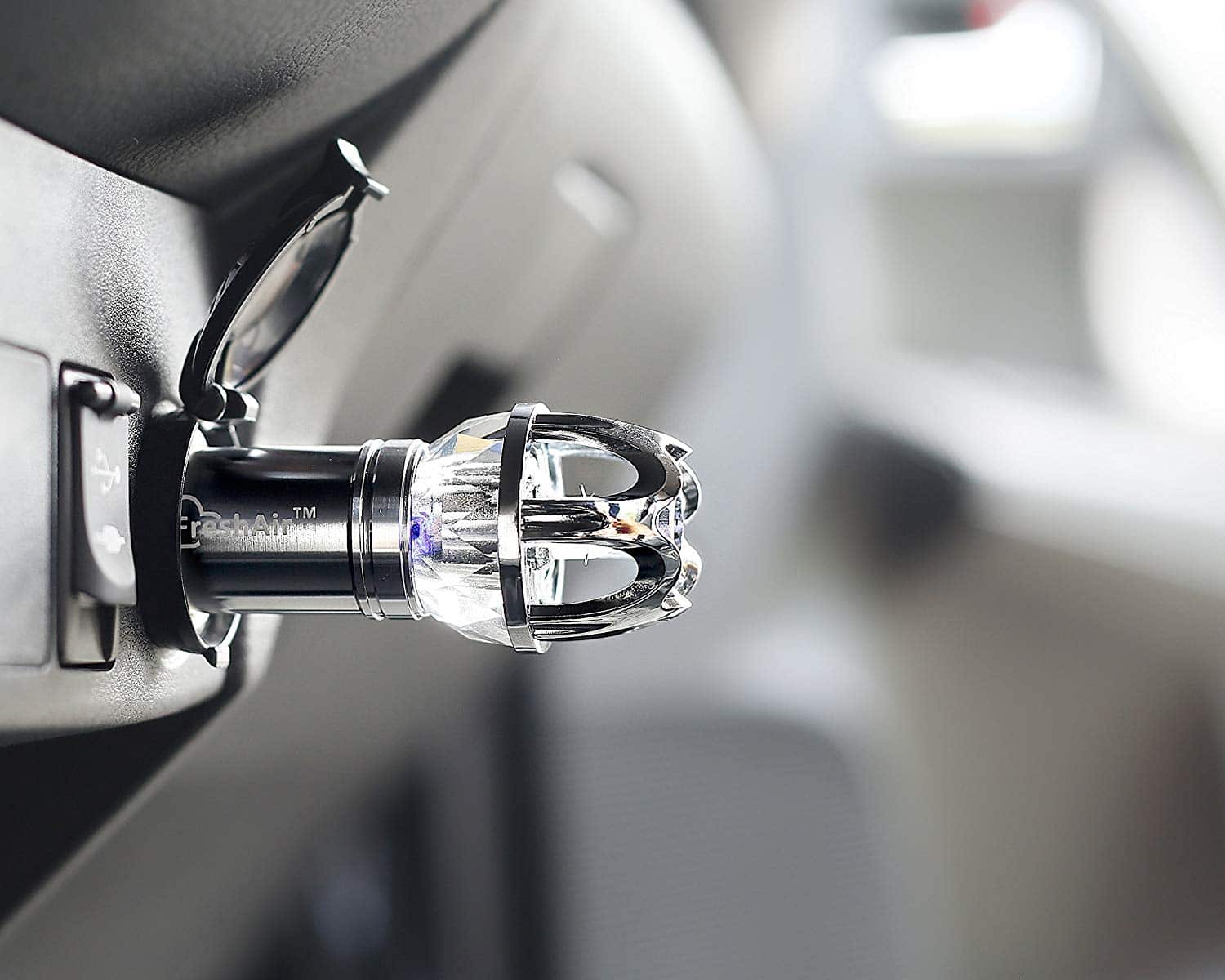 6 Best Air Purifiers for Car Reviewed in Detal (Summer 2023)