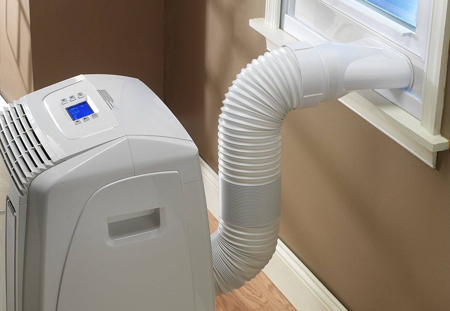 8 Best Portable Air Conditioners Reviewed in Detail (Winter 2024)