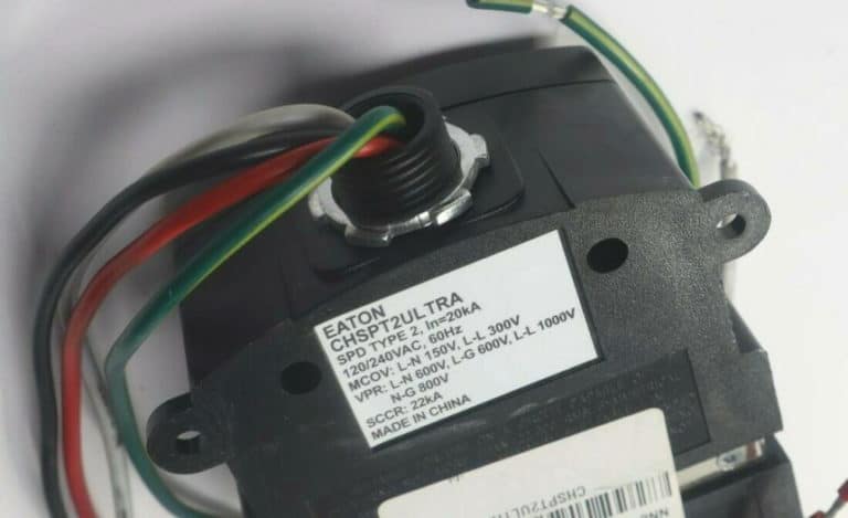 5 Best AC Surge Protectors (Winter 2024) – Complete Guide