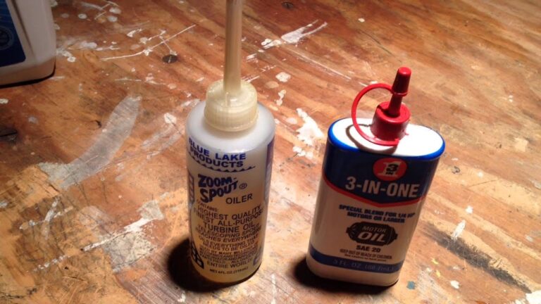 How to Oil a Bathroom Exhaust Fan in 8 Easy Steps